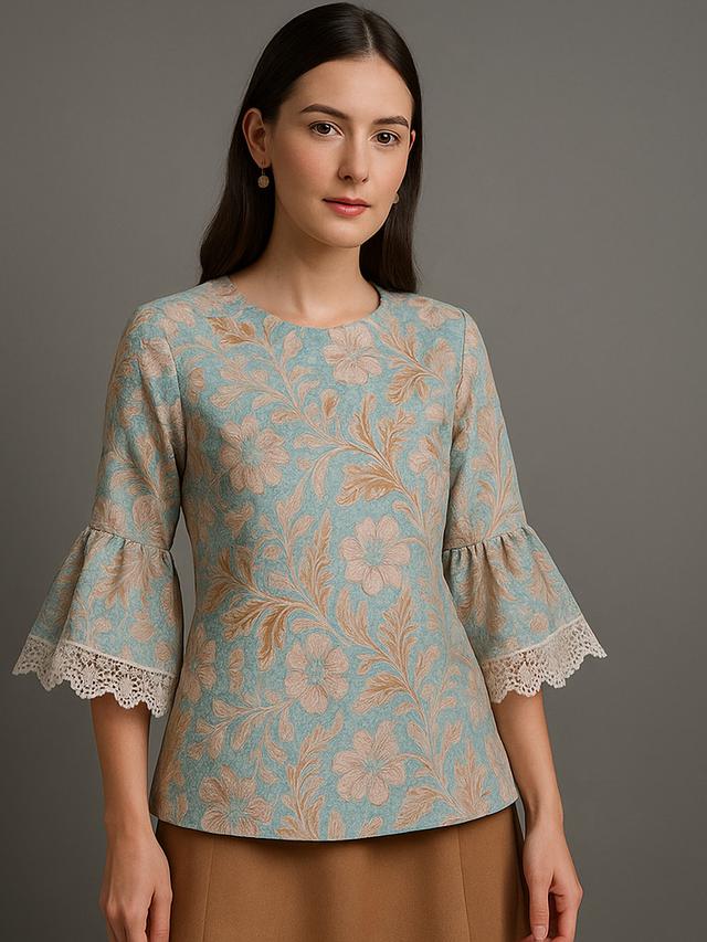 7 Model Baju Batik Lengan Terompet, Tampil Anggun dan Kekinian di 2025