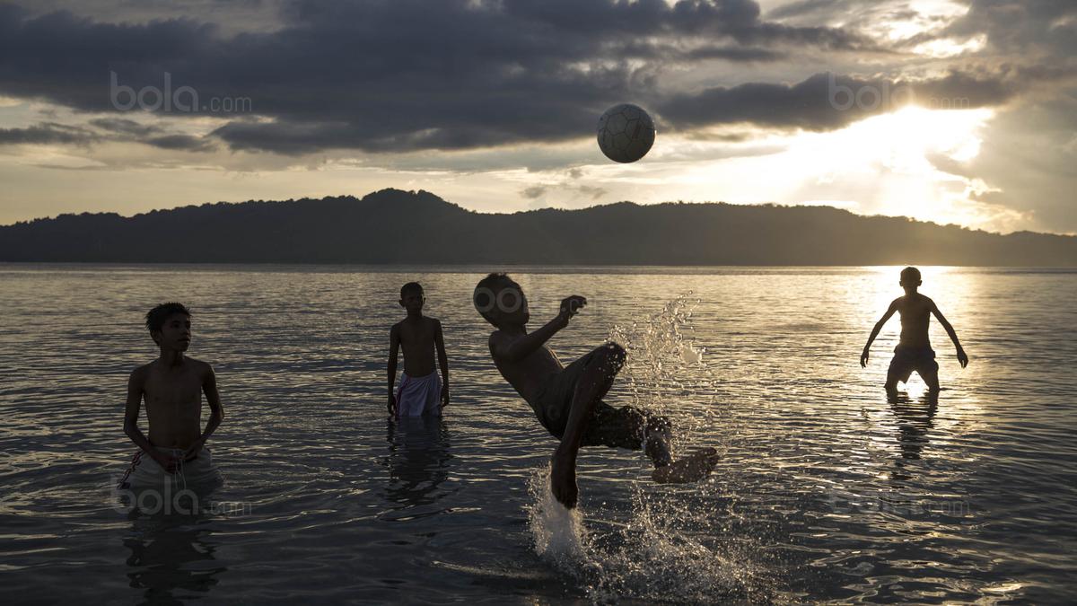 Sepak Bola, Seruan Pulang Anak Rantau Negeri Tulehu