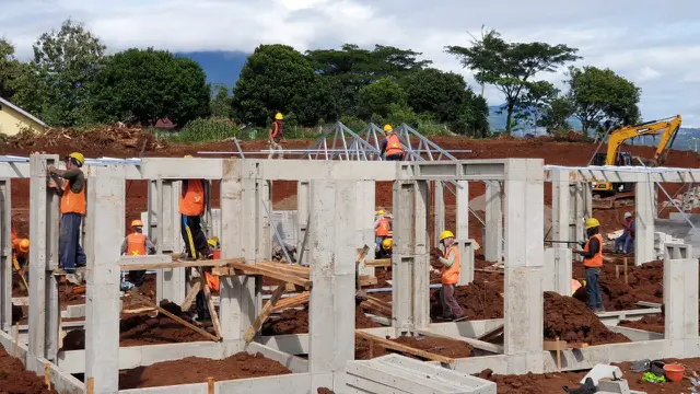 Potret 301 Panel Rumah Instan yang Dikirim Kementerian PUPR Buat Korban ...