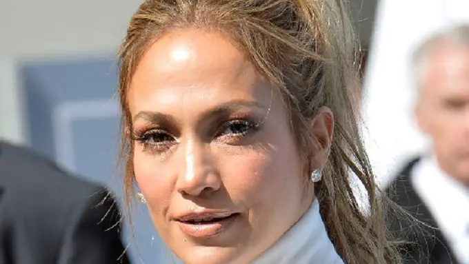 Ini Rahasia Cantik dan Awet Muda Jennifer Lopez - Entertainment Fimela.com
