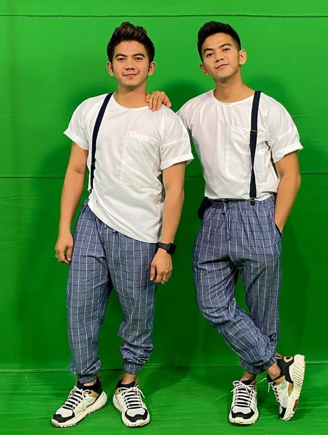 FOTO: Gaya Rizki dan Ridho D'Academy Pakai Busana Kembar, Kompak - Foto ...