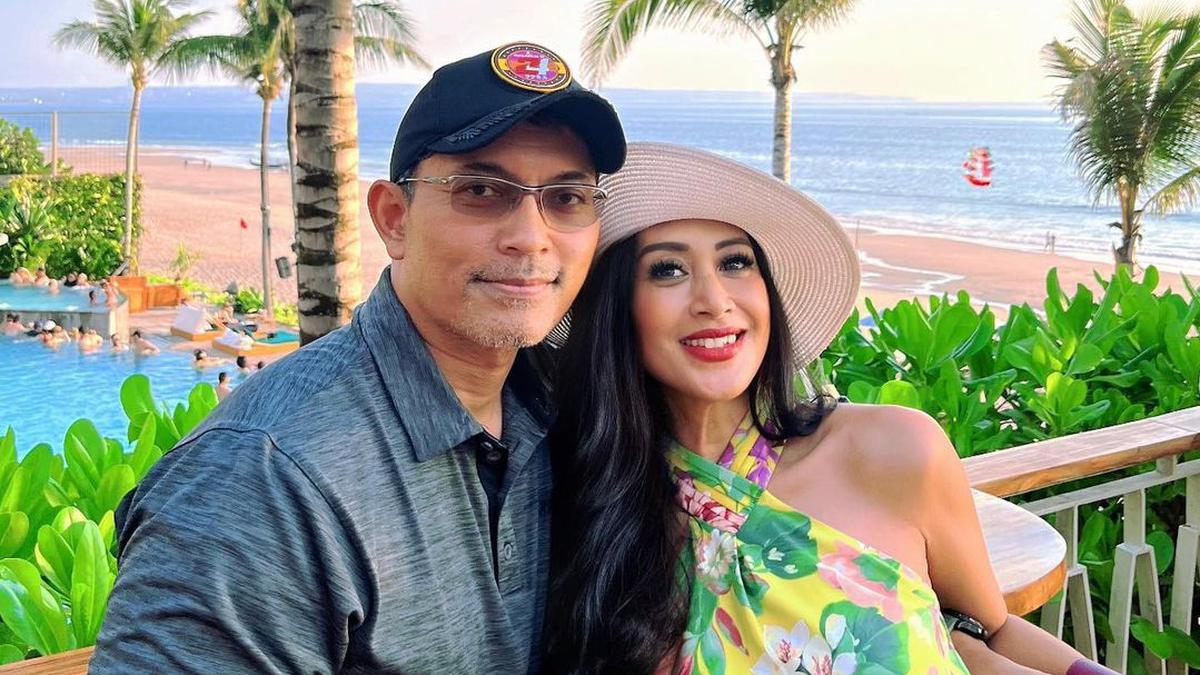 26 Tahun Menikah, Berikut Momen 'Saatnya Pacaran' Diah Permatasari dan Suami - Photo Fimela.com