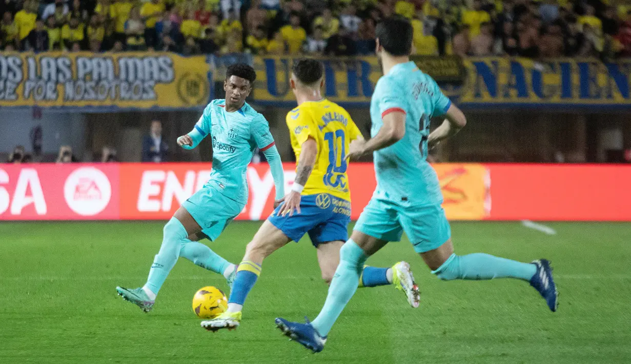 Foto: Melihat Kerja Keras Pemain Barcelona saat Susah Payah Menaklukkan ...