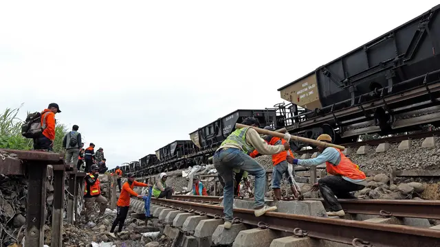 Rel di Kabupaten Grobogan Terendam Banjir, PT KAI Atur Jalur Operasi ...