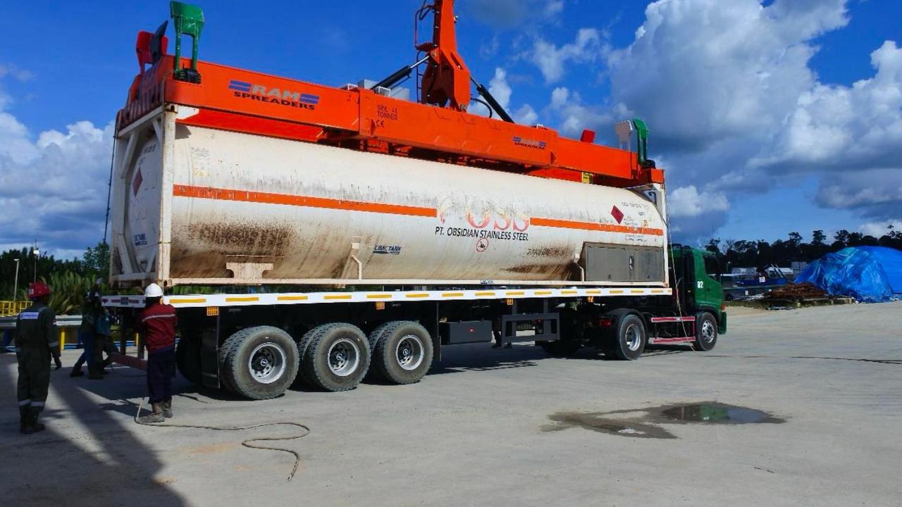 Smelter Kayan Perdana Gunakan Mini LNG
