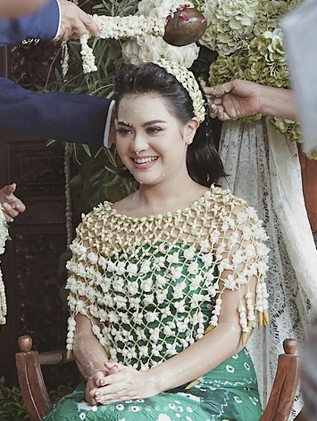 Mytha Lestari Resmi Dipinang Barry Maheswara Pasca Dua Tahun Pacaran - Photo Fimela.com