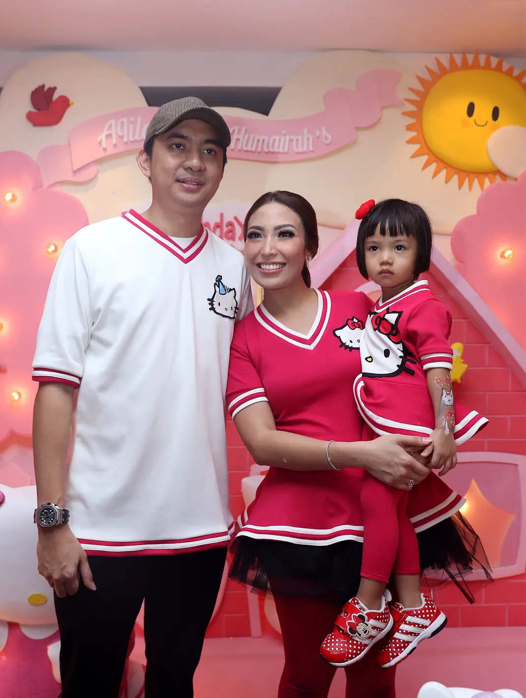 Ayu Dewi Rayakan Ultah Anak dengan Konsep Pernak-Pernik Hello Kitty ...