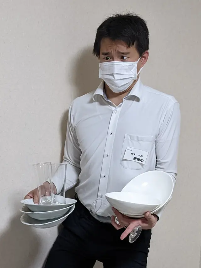 10 Potret Mundane Halloween di Jepang, Pesta Kostum Orang-Orang Malas ...