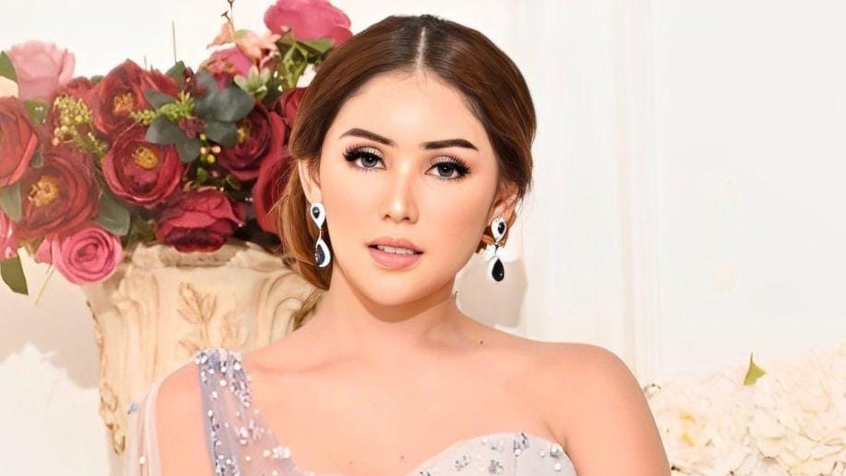 Punya Jiwa Pekerja Keras, Devi Olivia Konsisten Berkarier di Dunia ...