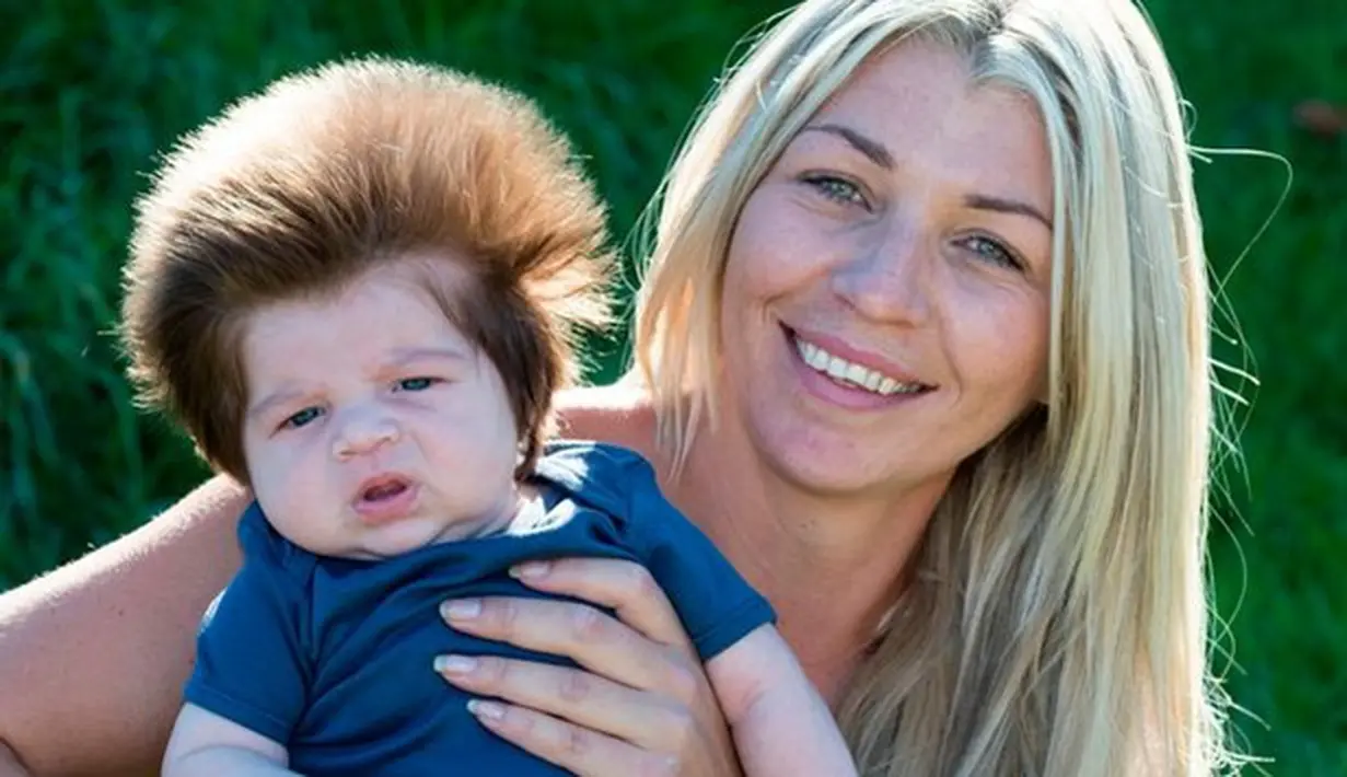 Potret Menggemaskan Bayi Junior Dengan Rambut Super Tebal & Lebat ...