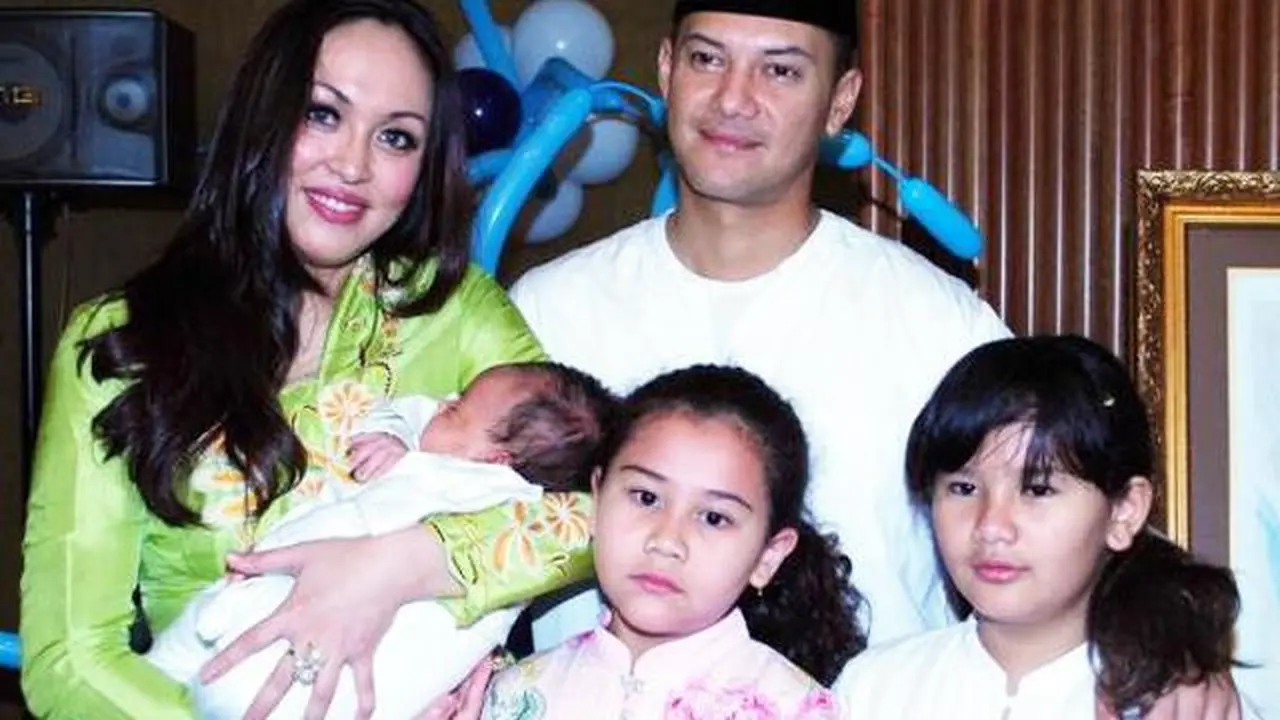 6 Potret Lawas Kebersamaan Aaliyah Massaid dan Angelina Sondakh, Bak ...