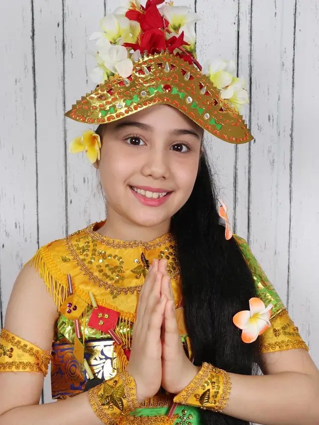 Pandemi Corona Covid-19 Tak Halangi Nicole Rossi Jadi Brand Ambasador