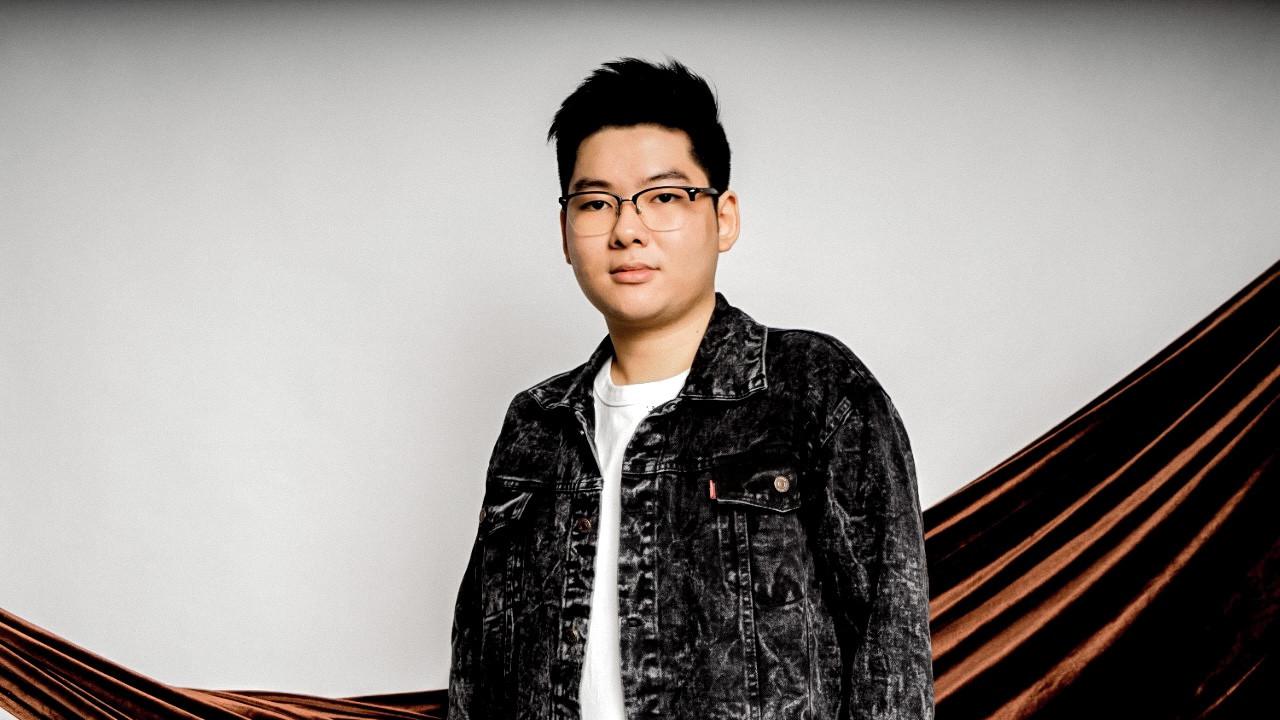 Brian J Lovell Angkat Kisah Hubungan Rumit Temannya di Debut Single ...