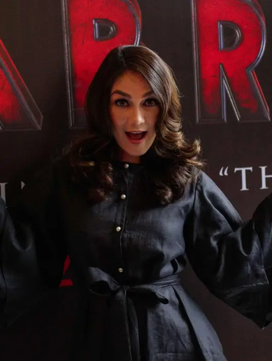 FOTO: Deretan Gaya Pemeran Film Horor Sabrina - Foto Liputan6.com