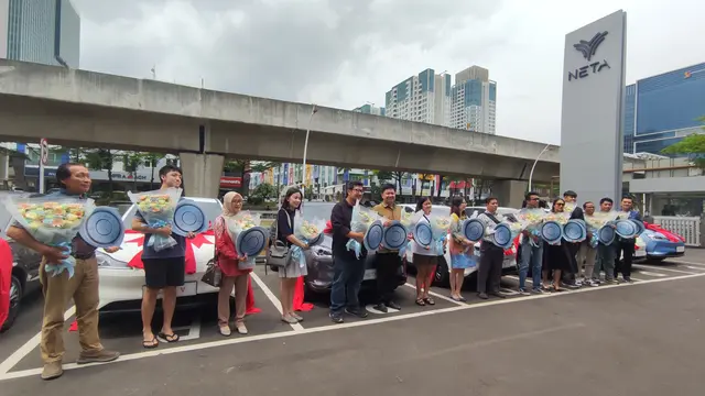 Penantian Berakhir, Konsumen Neta V Mulai Terima Unit - Otomotif Liputan6.com