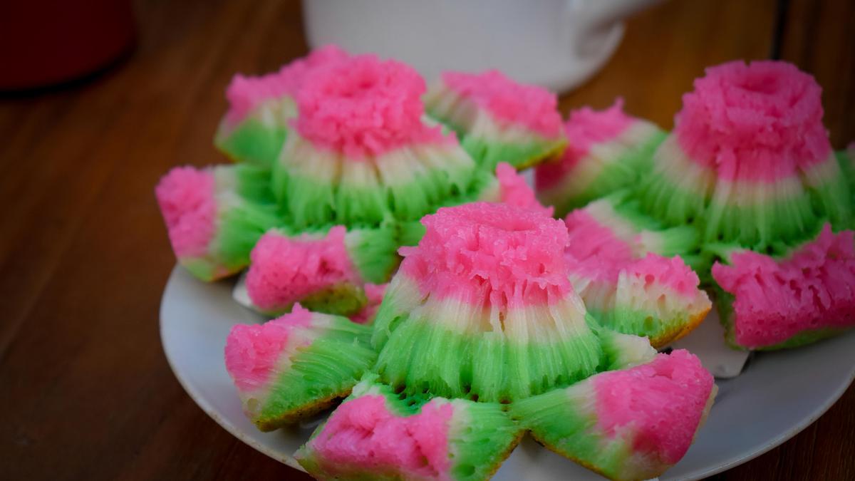 Resep Kue Bikang Mawar Merekah Sederhana 6 Bahan