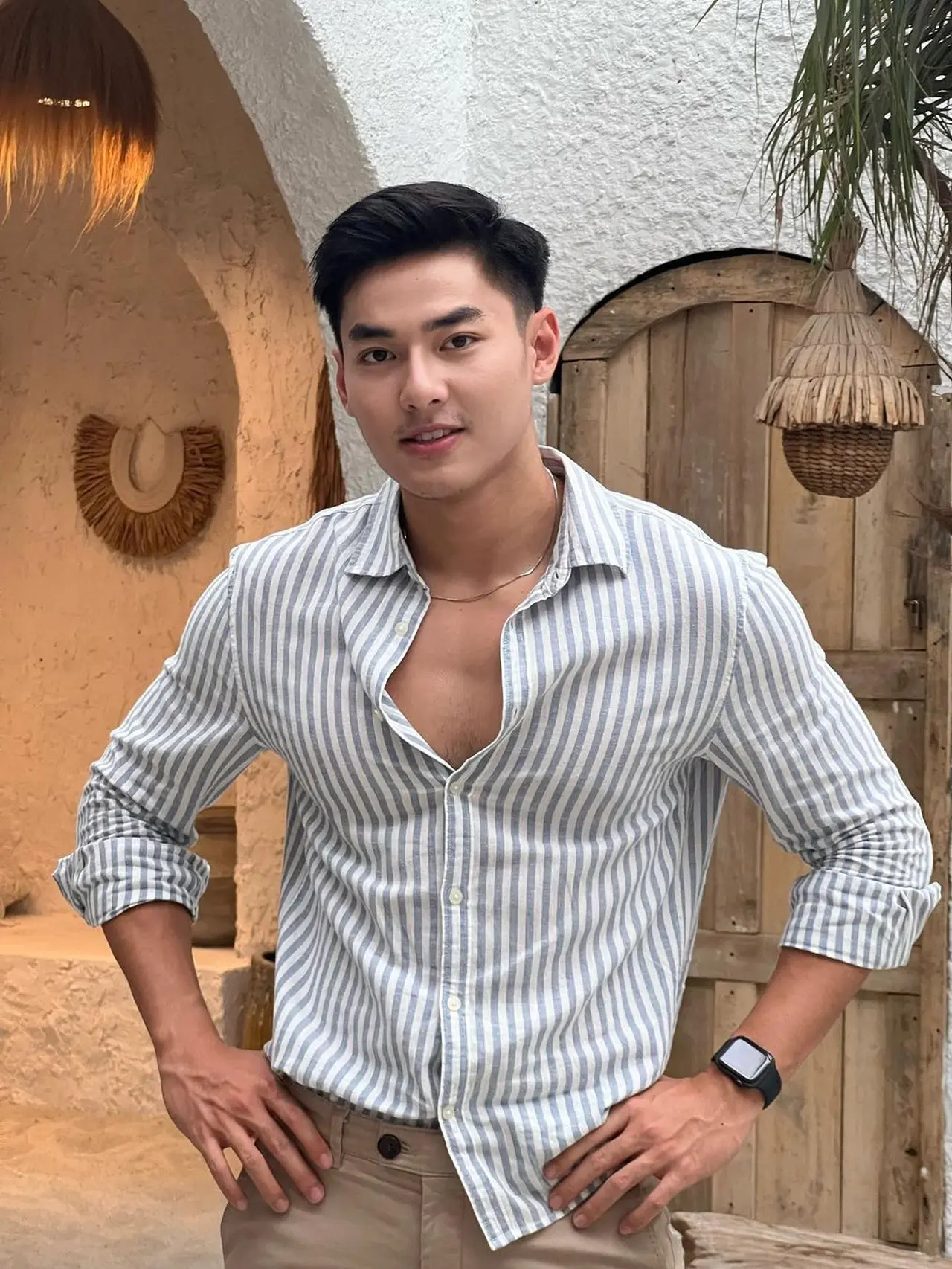 7 Potret Kekar Matthew Gilbert, Wakil Indonesia di Mister Supranational ...