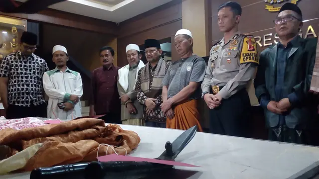 Sepeda untuk Uyu, Marbut Masjid Tersangka Penyebar Hoaks di Garut ...