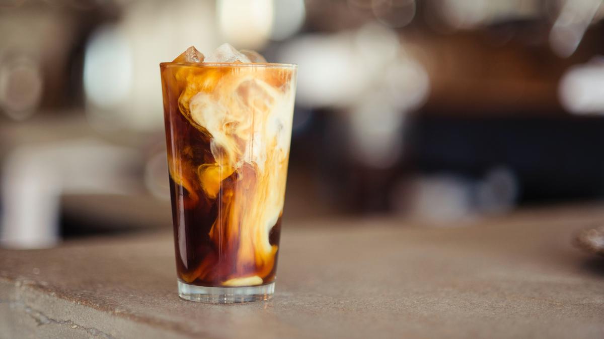 Resep dan Cara Membuat Ice Americano dengan Kopi Intant yang Mudah