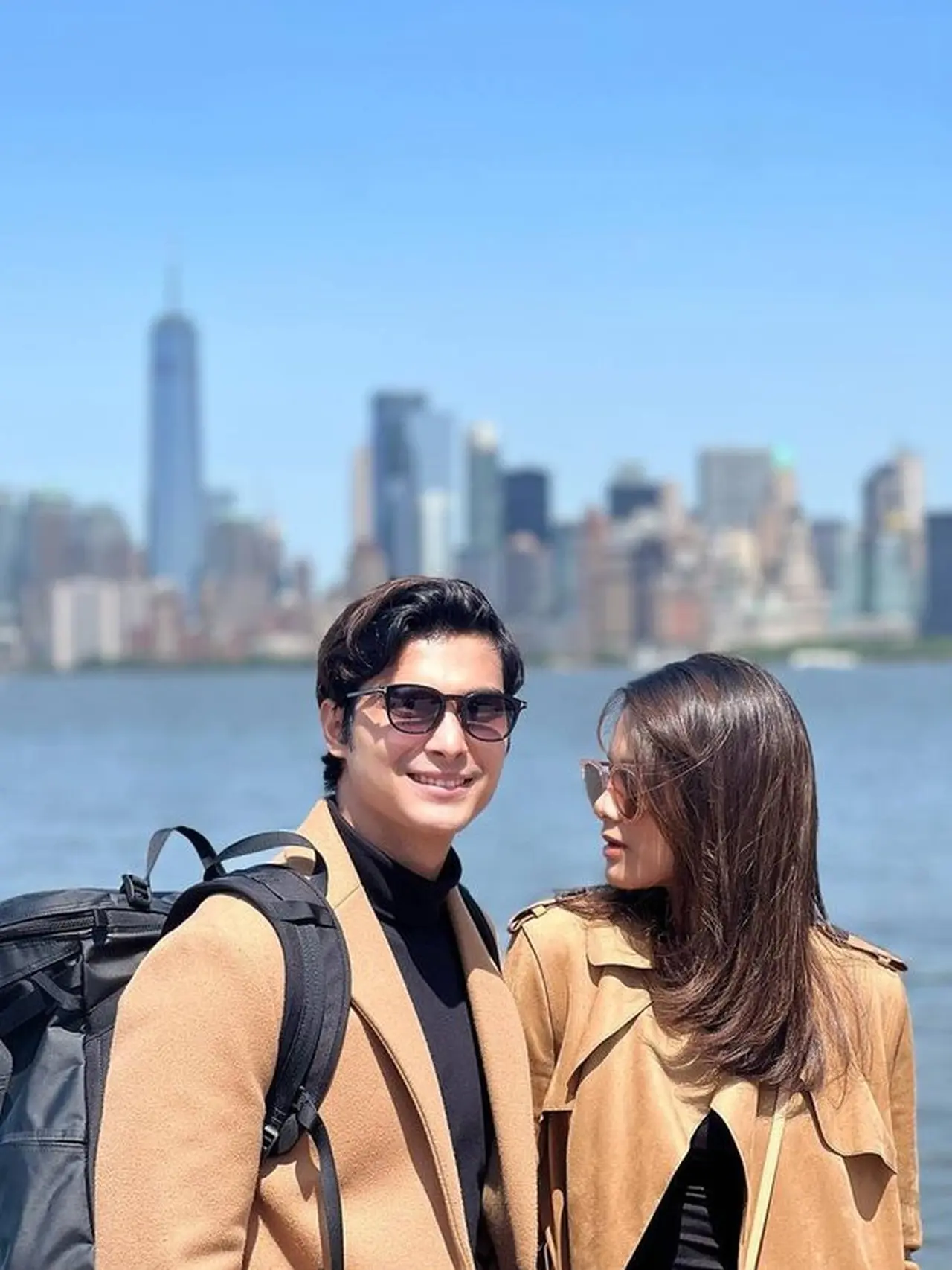 Makin Mesra, Ini 6 Potret Romantis Cinta Brian dan Callista Arum - Entertainment Fimela.com