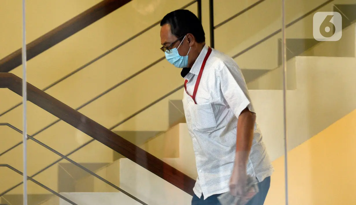 FOTO: KPK Periksa Kemal Hidayanto Terkait Kasus Suap di PT Dirgantara Indonesia - Foto Liputan6.com