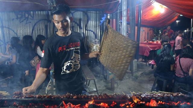 Nikmatnya Berbuka Puasa di Sate Ayam Apjay yang Legendaris - Lifestyle ...