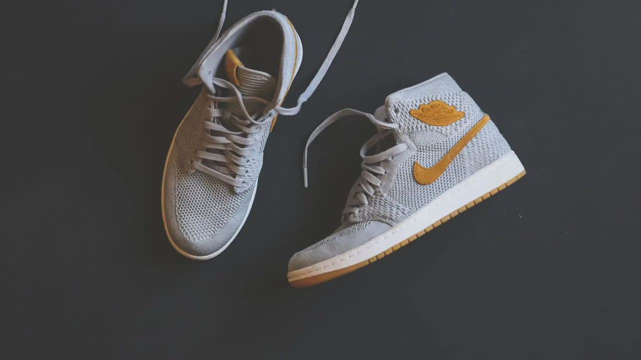 Mengenal 5 Jenis Sepatu yang Paling Sering Digunakan Perempuan ...