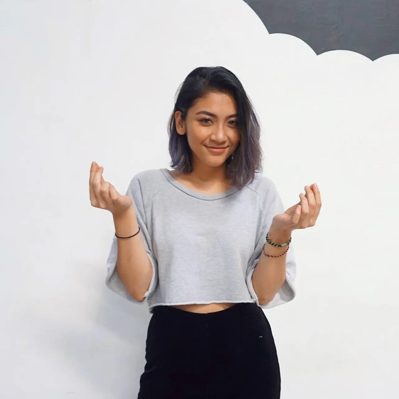Fakta-Fakta Dyah Cantiputri Tachril, Calon Istri Adipati Dolken yang ...