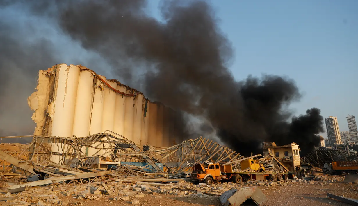 FOTO: Kerusakan Akibat Ledakan Besar di Beirut Lebanon - Foto Liputan6.com