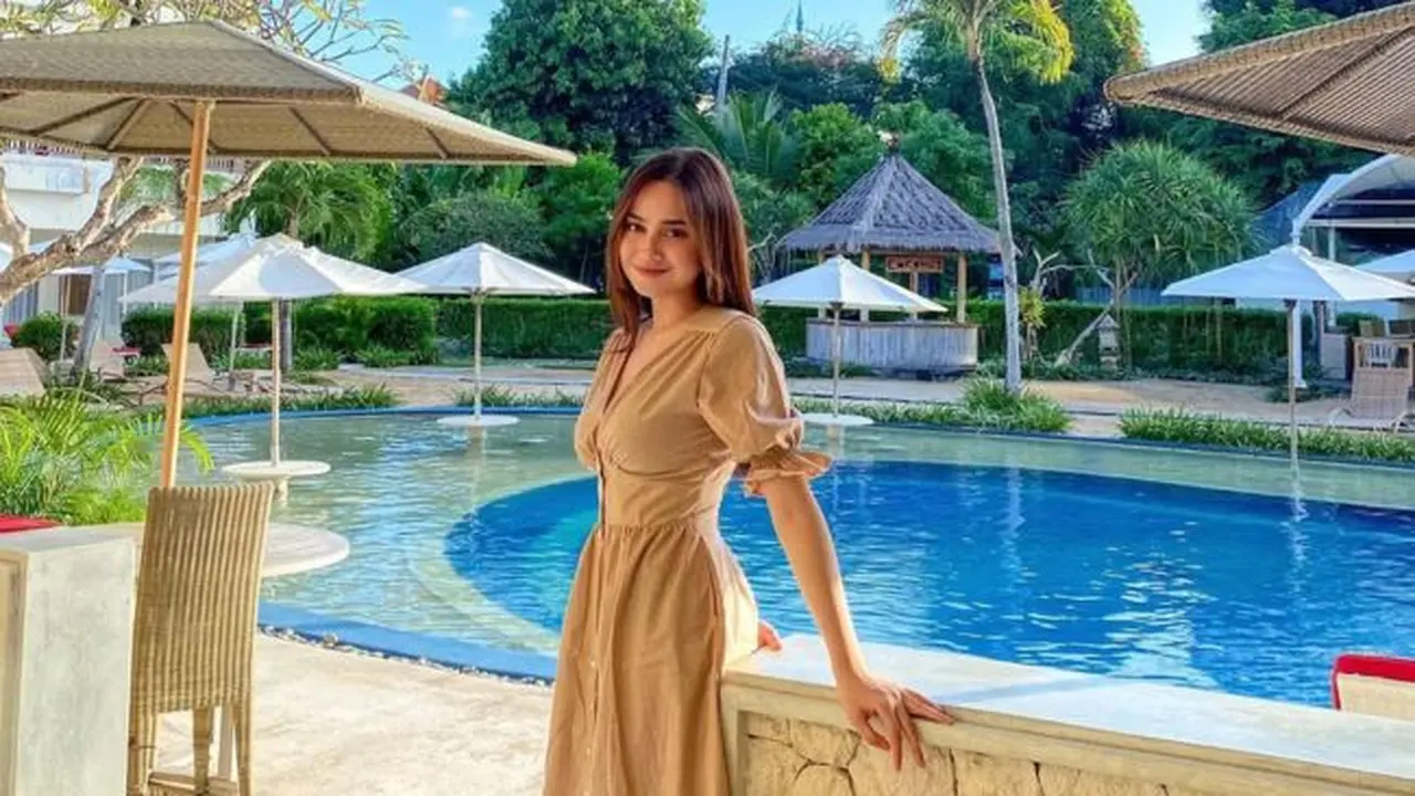 5 Potret Syifa Hadju Berbalut Long Dress, Bisa Jadi Inspirasi Tampil ...