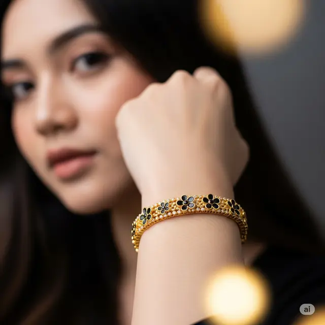 9 Rekomendasi Gelang Emas Model Bunga Hitam Terbaru 2025, Elegan dan ...