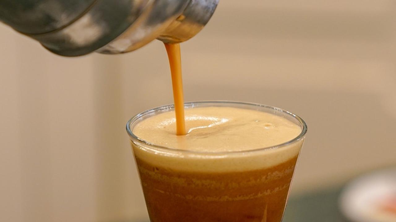 12 Cara Membuat Teh Tarik Nikmat, Mudah dengan Bahan Sederhana