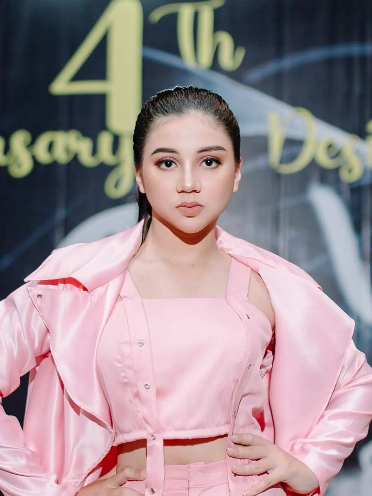 Adrienne Matthew Ukir Prestasi Bermusik Melalui Album Perdana, Sudah ...