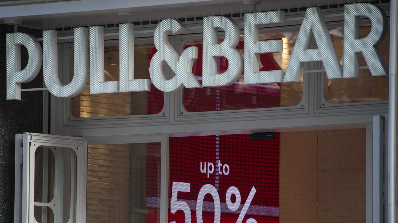 Pull & Bear Bakal Menutup Semua Tokonya di Singapura, Alasannya Masih ...