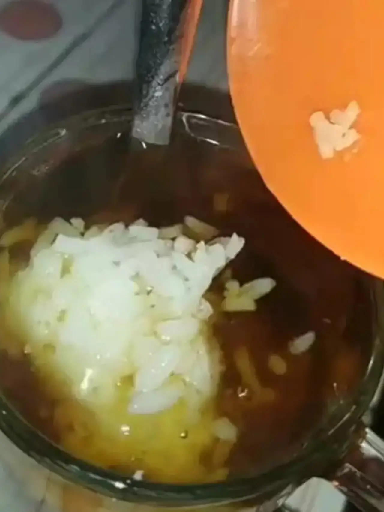 10 Potret Kocak Orang Minum Es Teh di Cuaca yang Panas Ini Bikin Tepuk ...