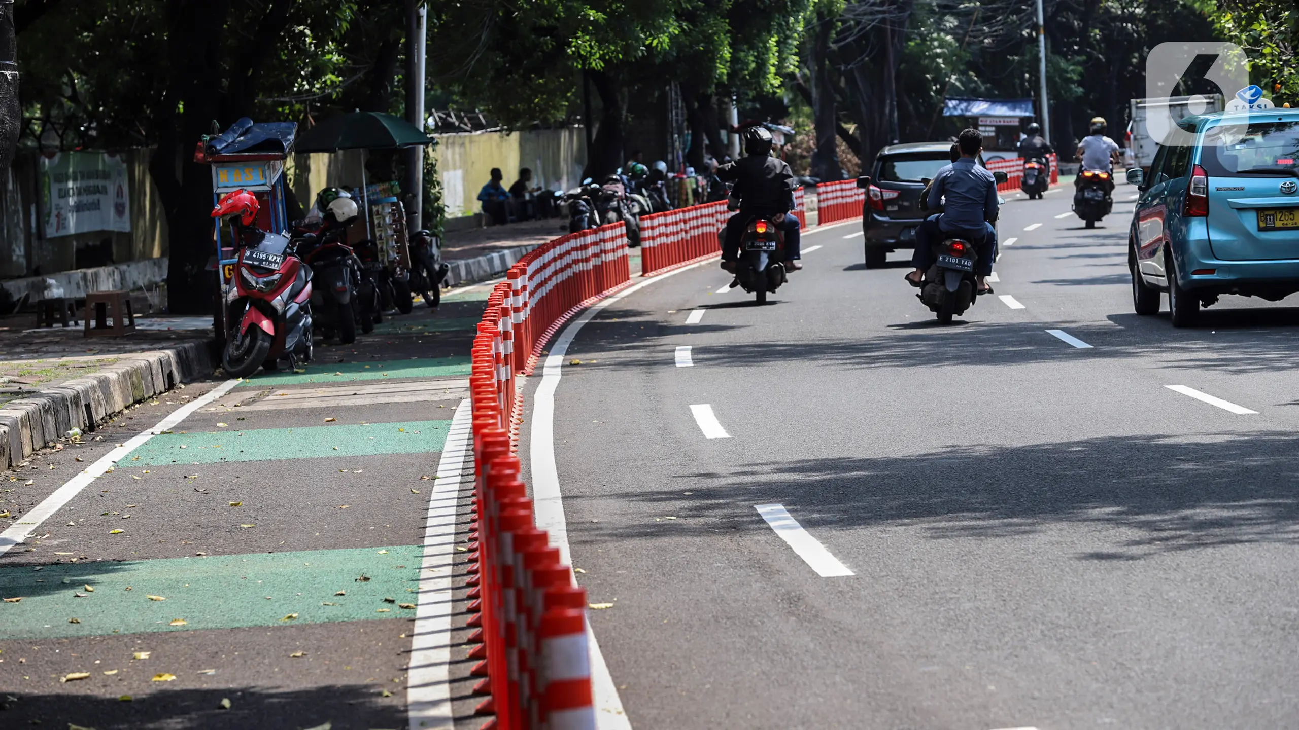 Melihat Upaya Pemprov Benahi Jalur Sepeda Jakarta