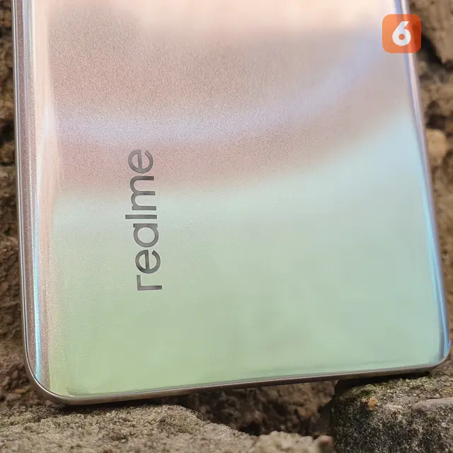 Realme Jadi Brand HP Android Pertama yang Tiru Fitur Dynamic Island ...