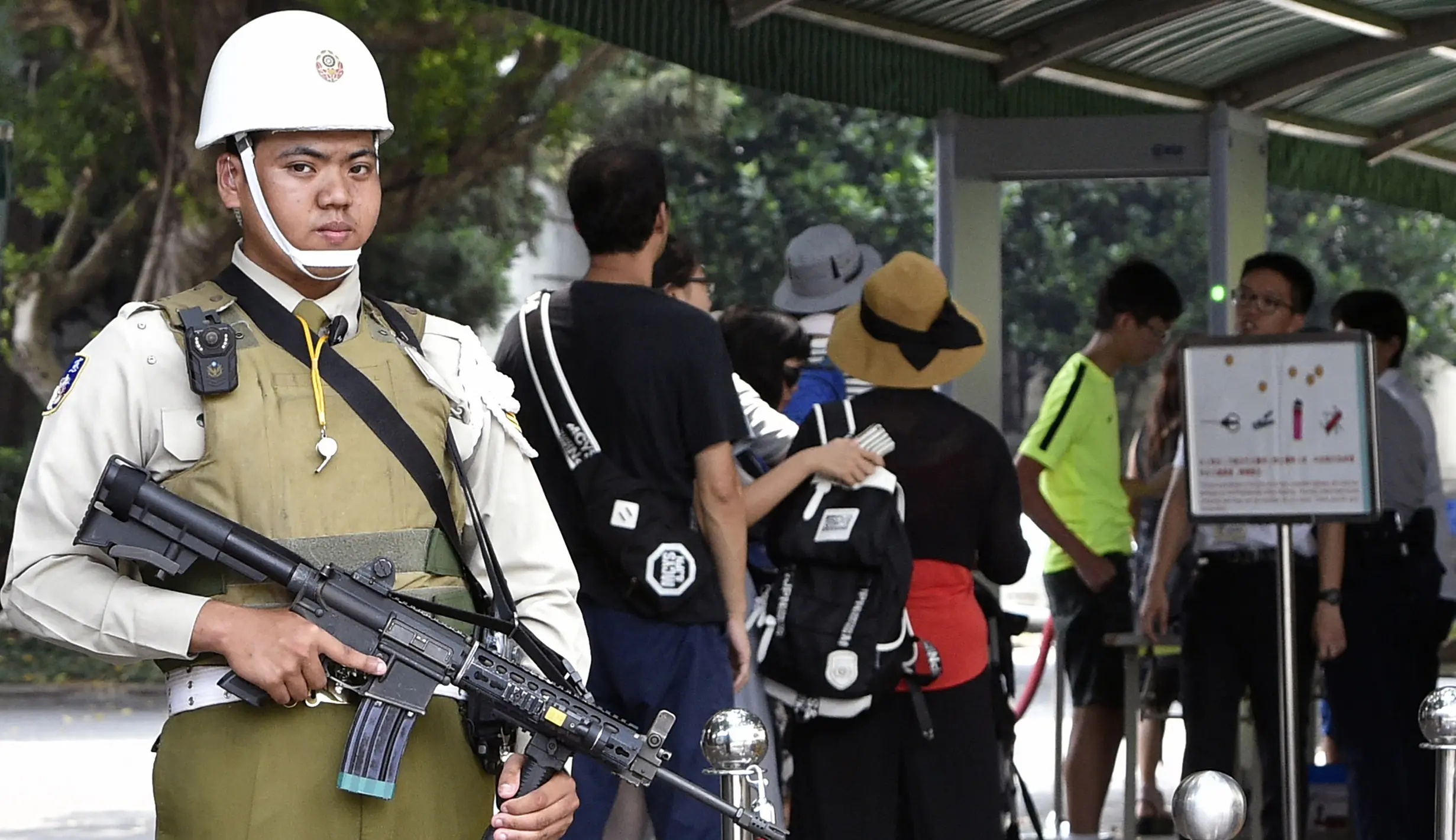 PHOTO: Terobos Istana Kepresidenan Taiwan, Pria Ini Lukai Petugas ...