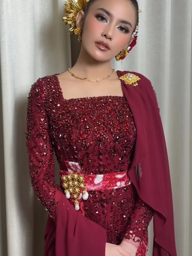 10 Parade Beragam Model Kebaya Dikenakan Artis di Hari Kemerdekaan ke-79 RI dari Mikha Tambayong ...