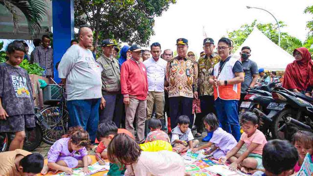 Pj Gubernur Jakarta Sambangi 977 Warga Terdampak Banjir di Semper Barat ...