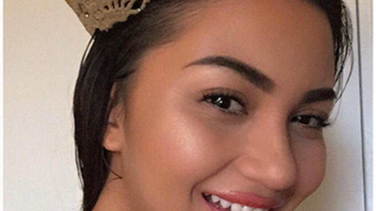 Ariel Tatum Liburan Bersama Mike Lewis - Entertainment Fimela.com