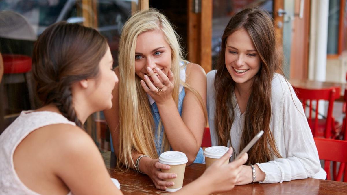 3 Tips agar Hubungan Cinta dan Pertemanan Seimbang